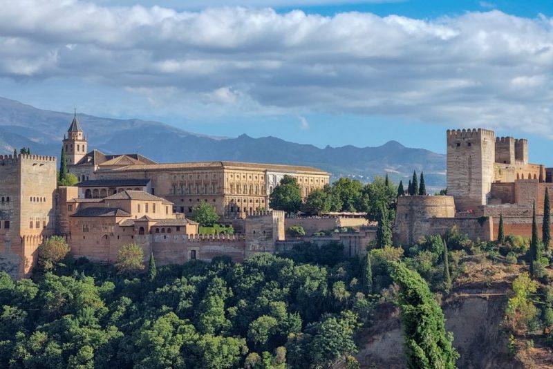 Ontdek Nerja Spanje: 16 leuke dingen om te doen